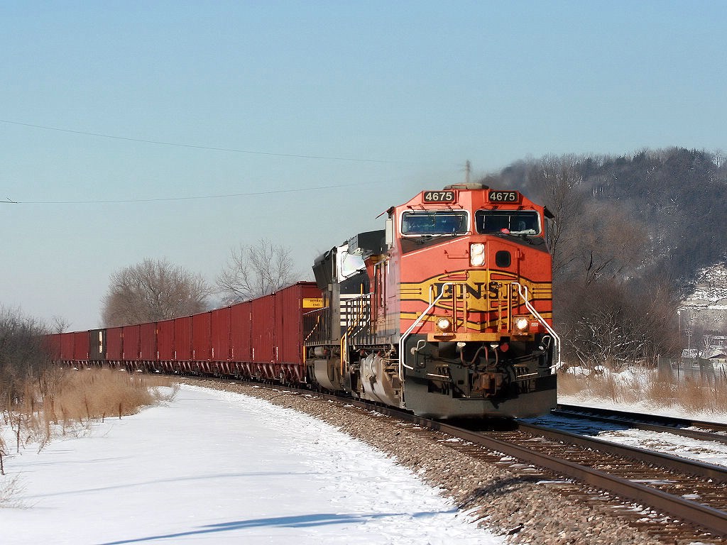 BNSF 4675